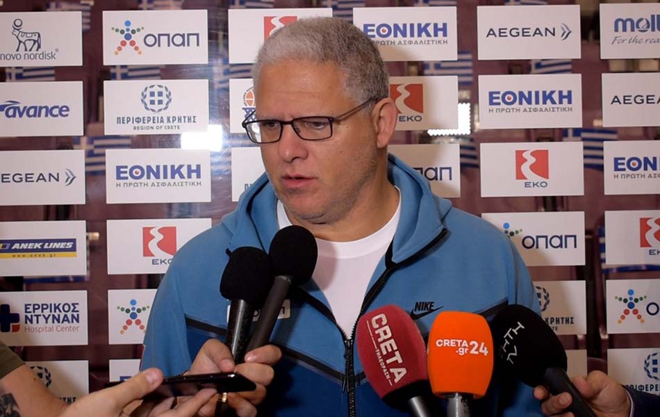 Μανωλόπουλος: «Ο κόσμος εδώ είναι ένθερμος, μπασκετικός» | athlitiko